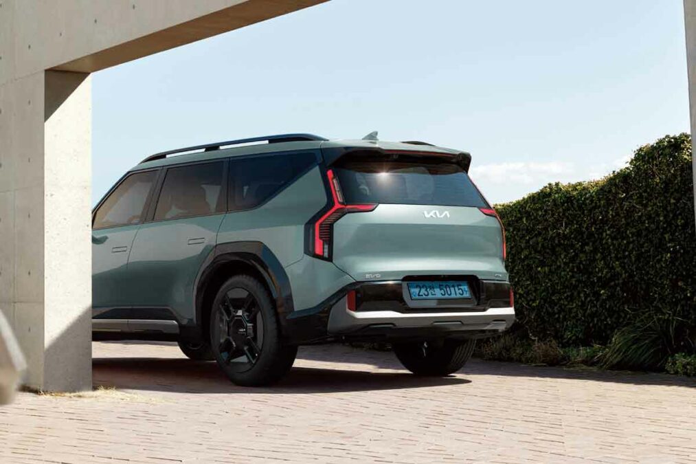 "옵션 너무 비싼데?" EV9, 상상초월 750만원 옵션 등장