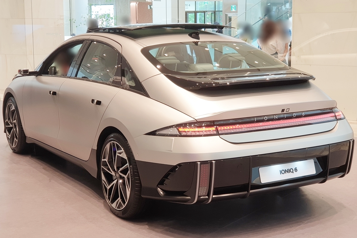 기아 진짜 사고 치네.. 주행거리 800km, K8 후속 전기차 나올까