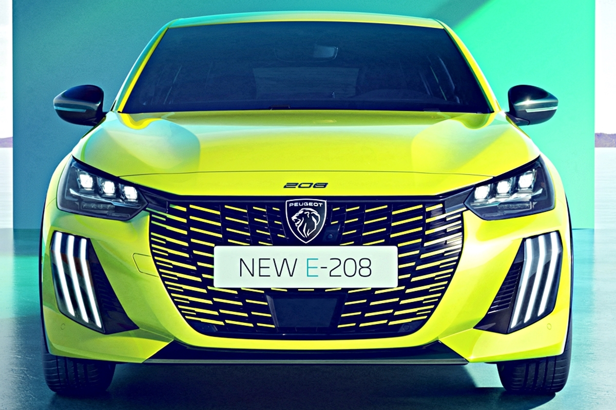 "디자인 무슨 일?" 새 얼굴 장착한 푸조 e-208, 변화 수준이 미쳤네