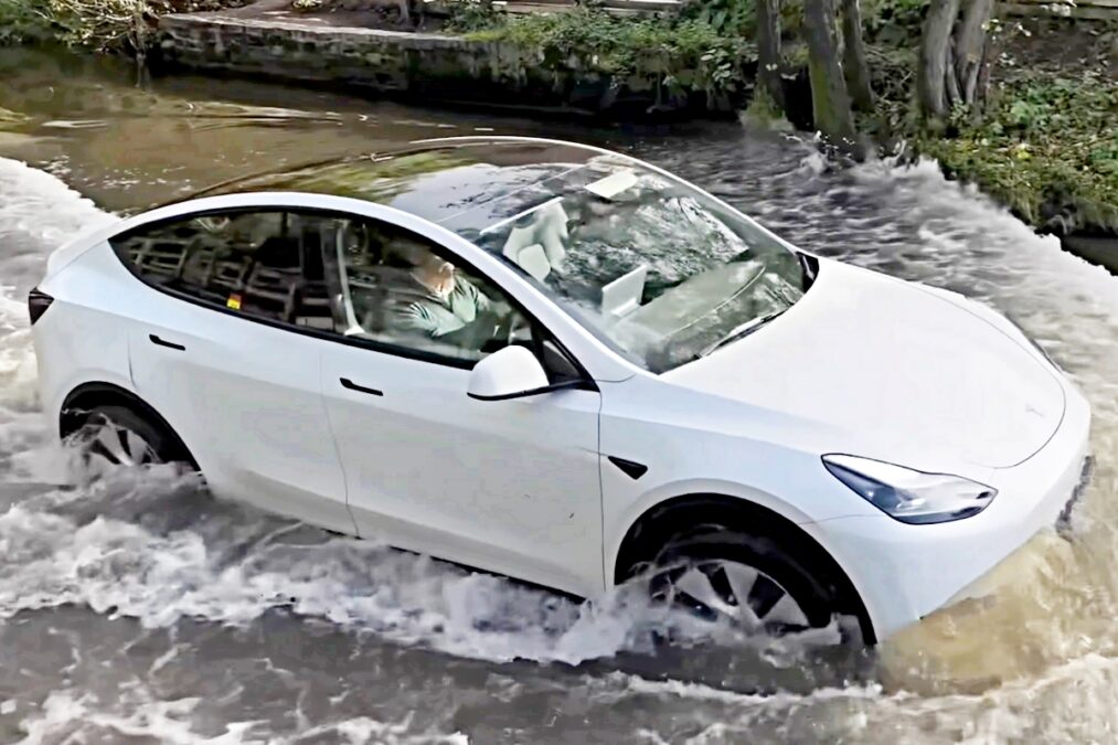 기아 진짜 사고 치네.. 주행거리 800km, K8 후속 전기차 나올까