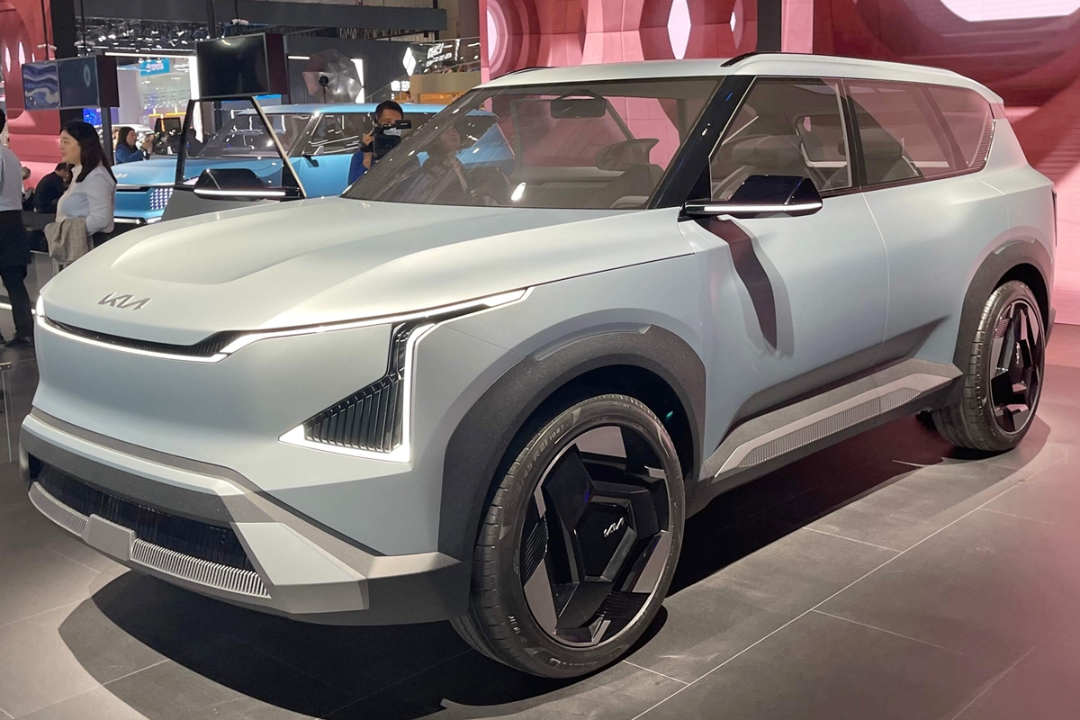 "주행거리 600km" 대박 성능 예고한 기아 EV5, 실물 수준 이 정도?