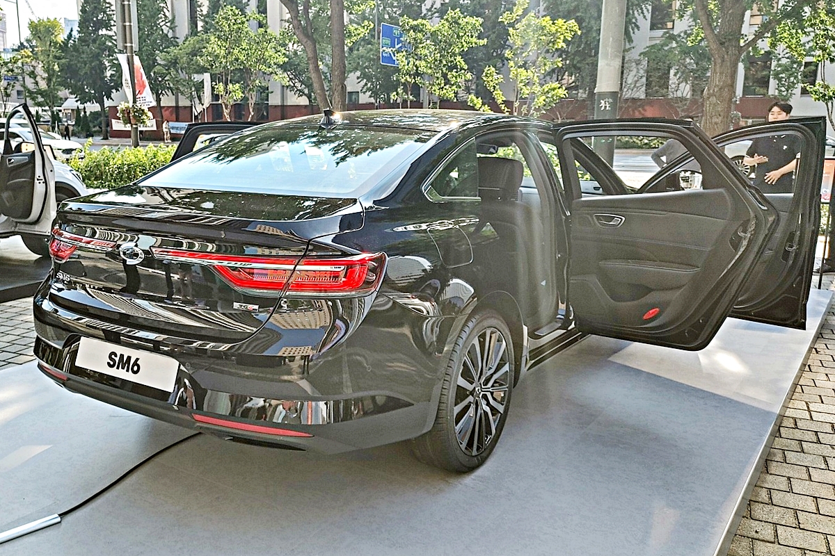 "할인 미쳤다" 가성비 공략하는 르노, SM6 할인 소식에 아빠들 난리